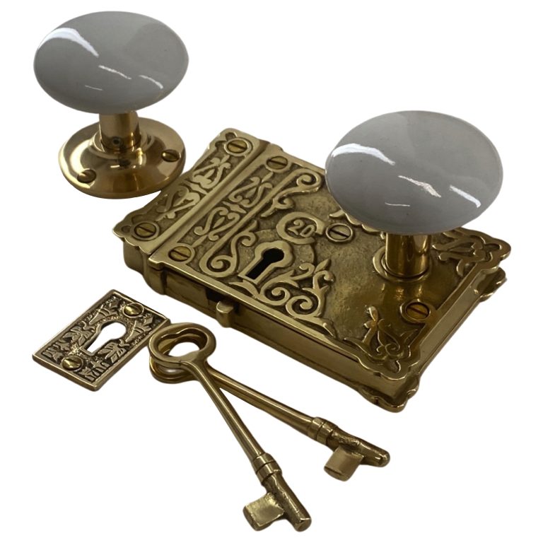 Judge Hardware | Quality Door Hardware and Knobs Supplier